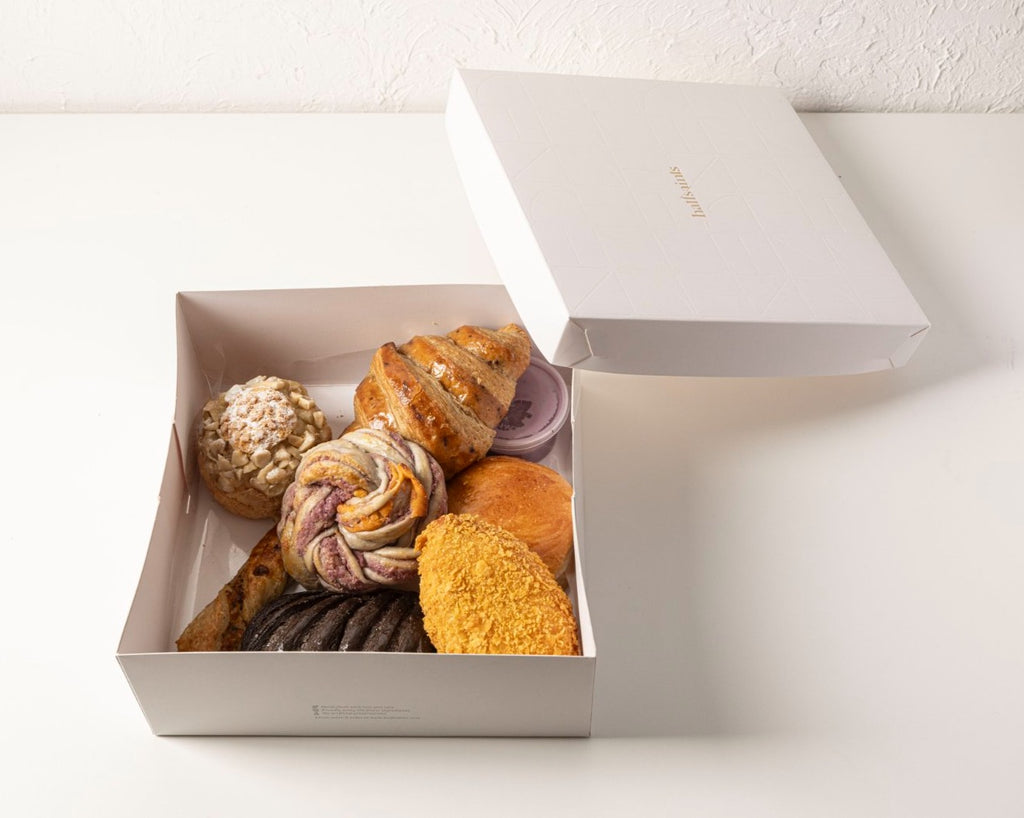 Assorted Breads and Pastries (Medium) – halfsaints